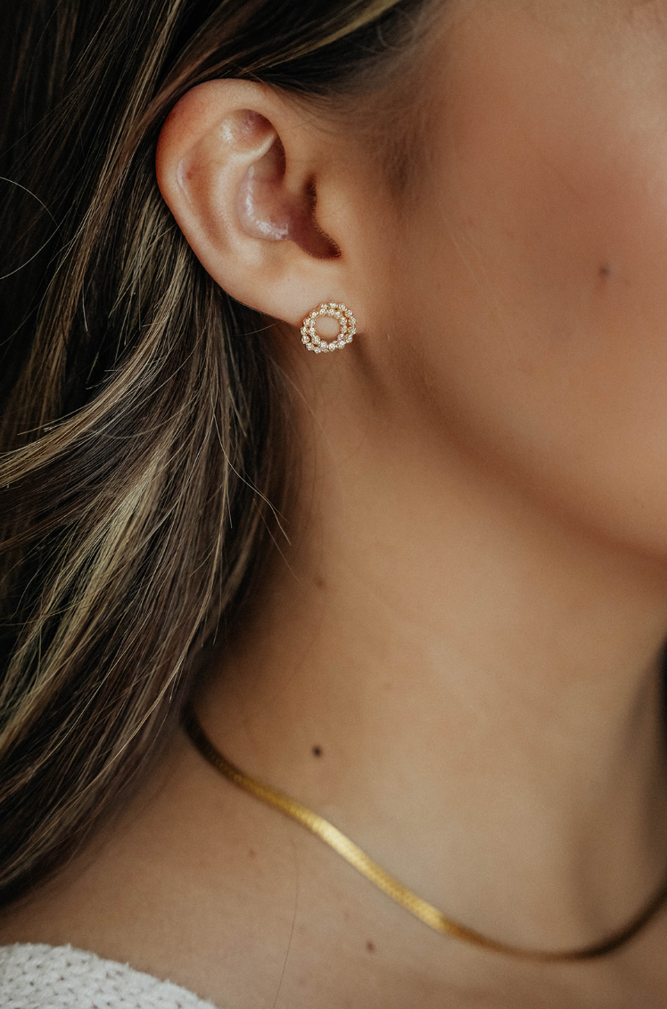 GM Earring Club – golden mae